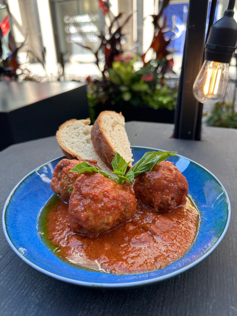 David Rocco Bar Aperitivo